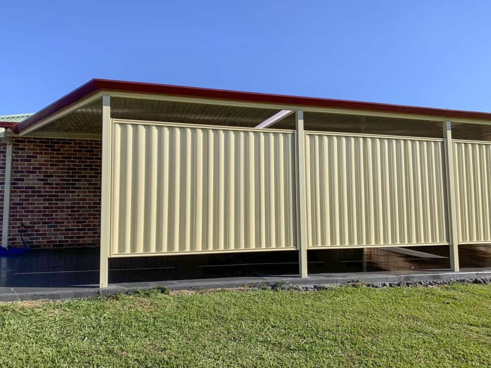 Outback Flat with Wavelock Fencing Panels - LM Contracting